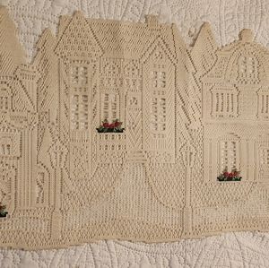 Vintage | Accents | Vintage Heritage Alpine Lace Table Runner | Poshmark
